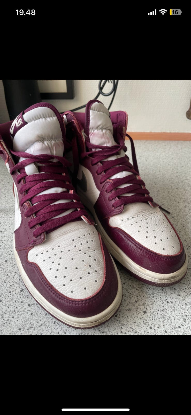 Air Jordan 1. Bordeauax Retro High OG | DBA