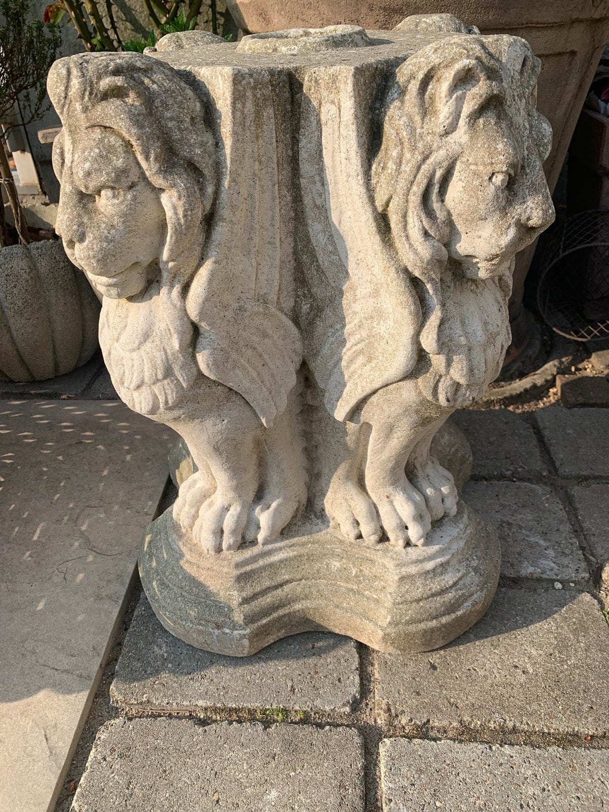 Løvefod , Knust marmor | DBA