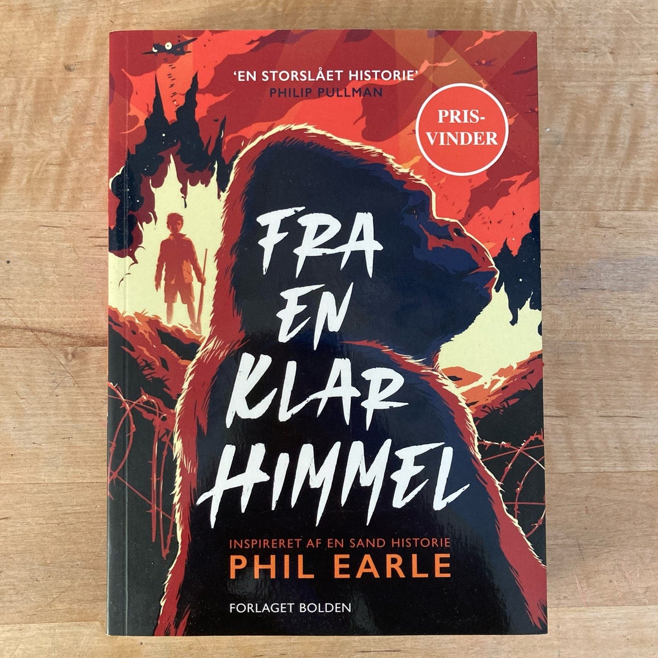 Fra En Klar Himmel, Phil Earle, genre: ungdom | DBA
