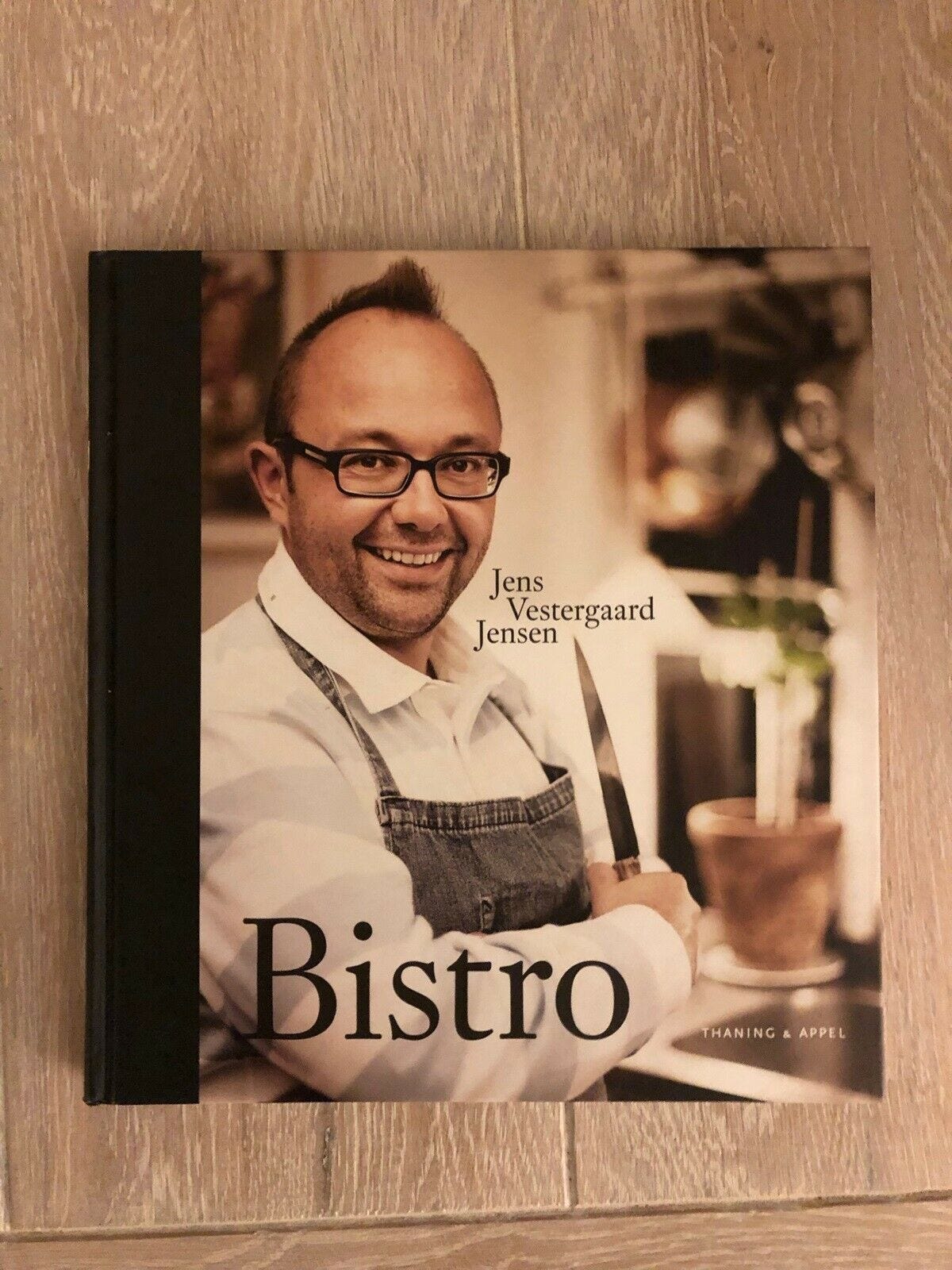 Bistro, Jens Vestergaard Jensen, emne: mad og vin | DBA
