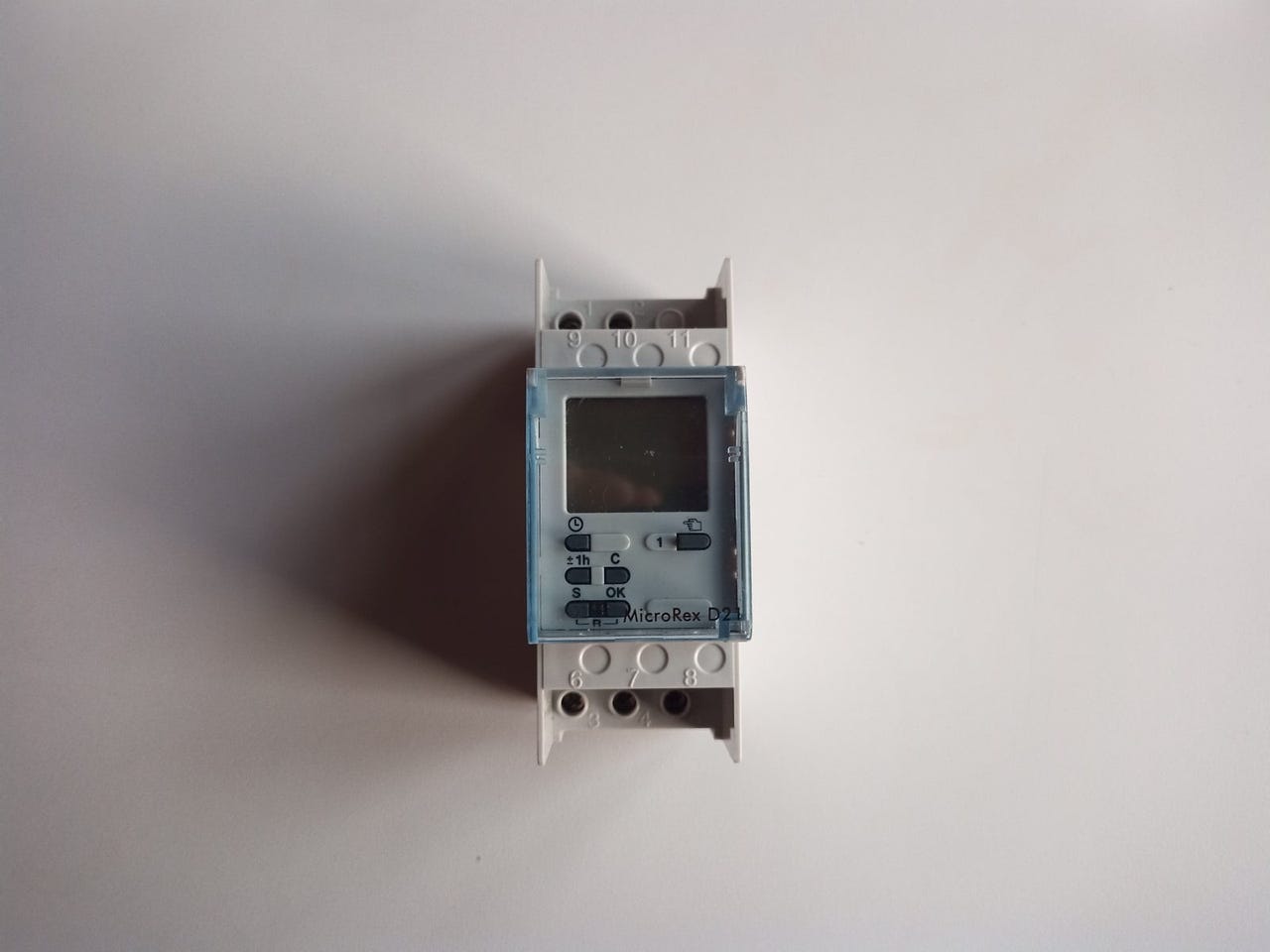 Tænd og sluk-ur, MicroRex D21 | DBA