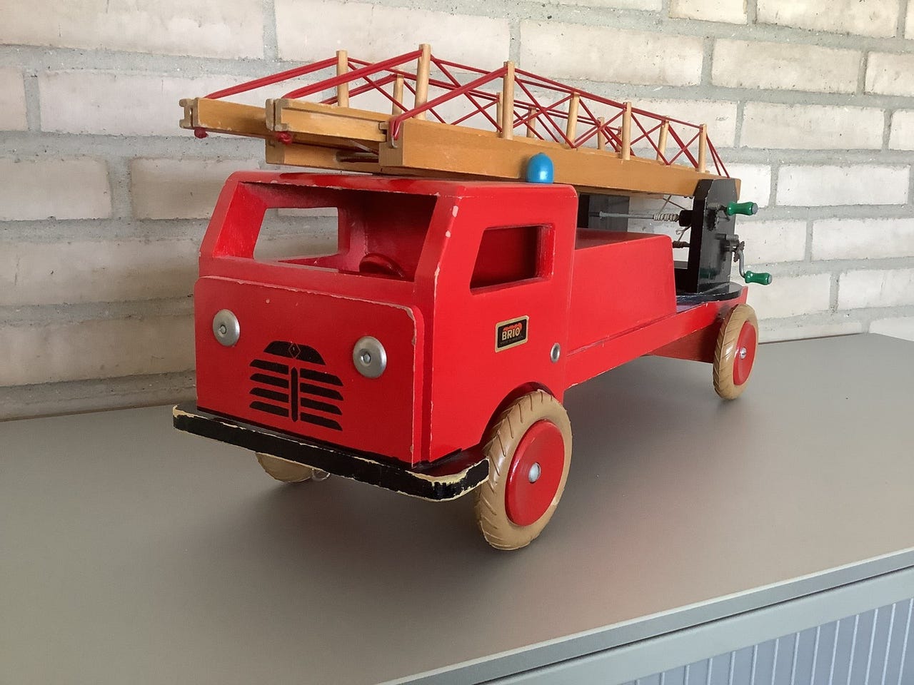 Ældre træ stige vogn fra brio . | DBA