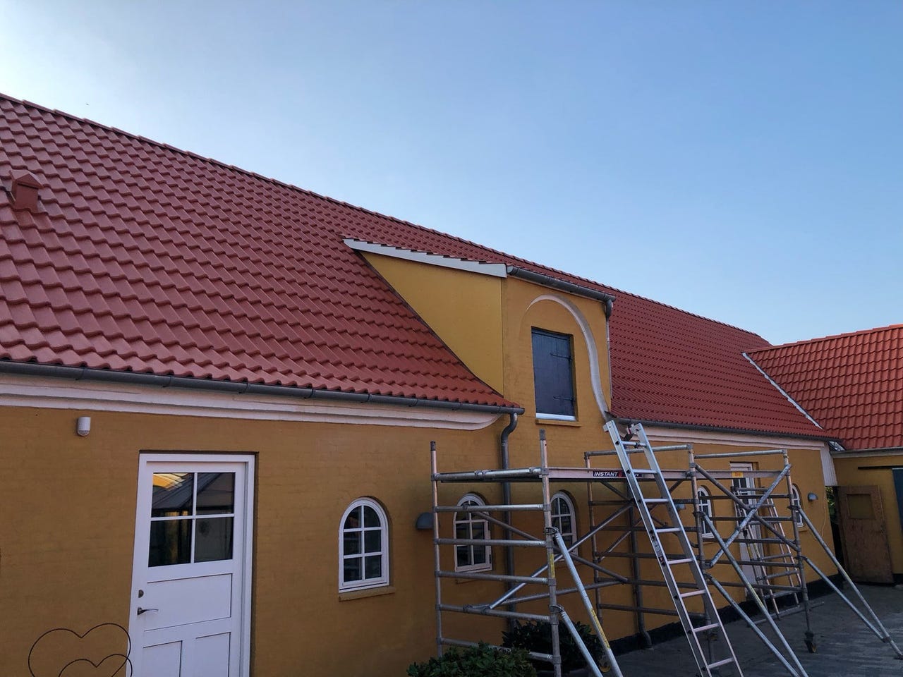 Tagsten, Monier Danflock | DBA