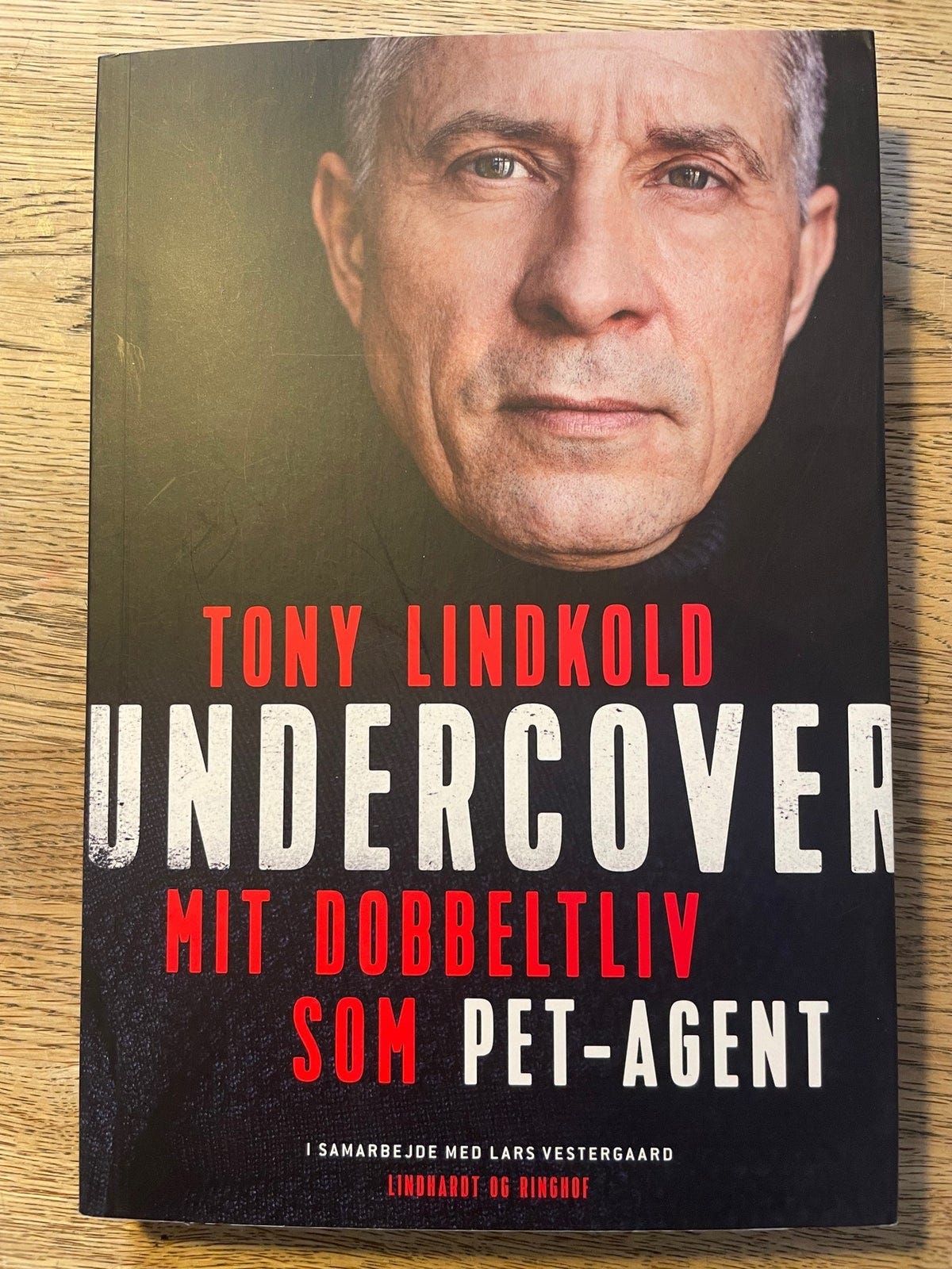 Undercover mit dobbeltliv som Pet-agent, Tony Lindkold & Lars ...