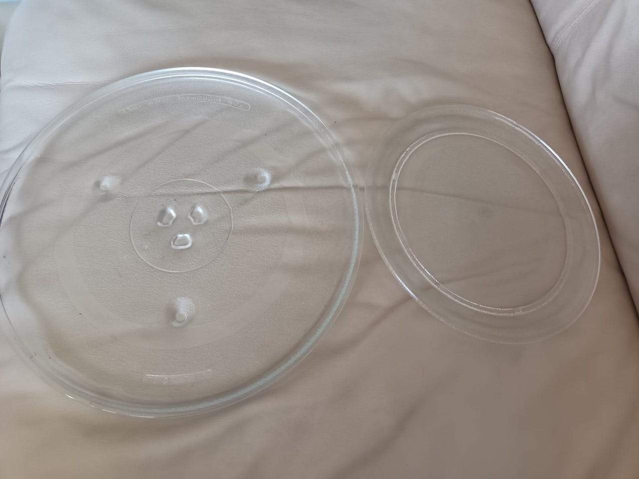 2 GLASPLADER/DREJESKIVE TIL MICROVN, 34 CM I DIAM | DBA