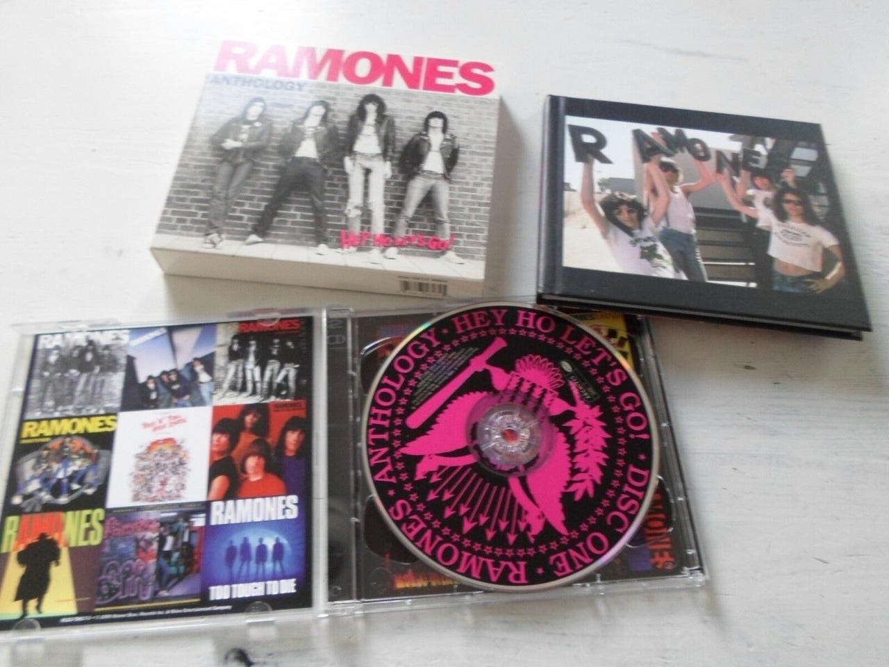RAMONES: Anthology, punk | DBA