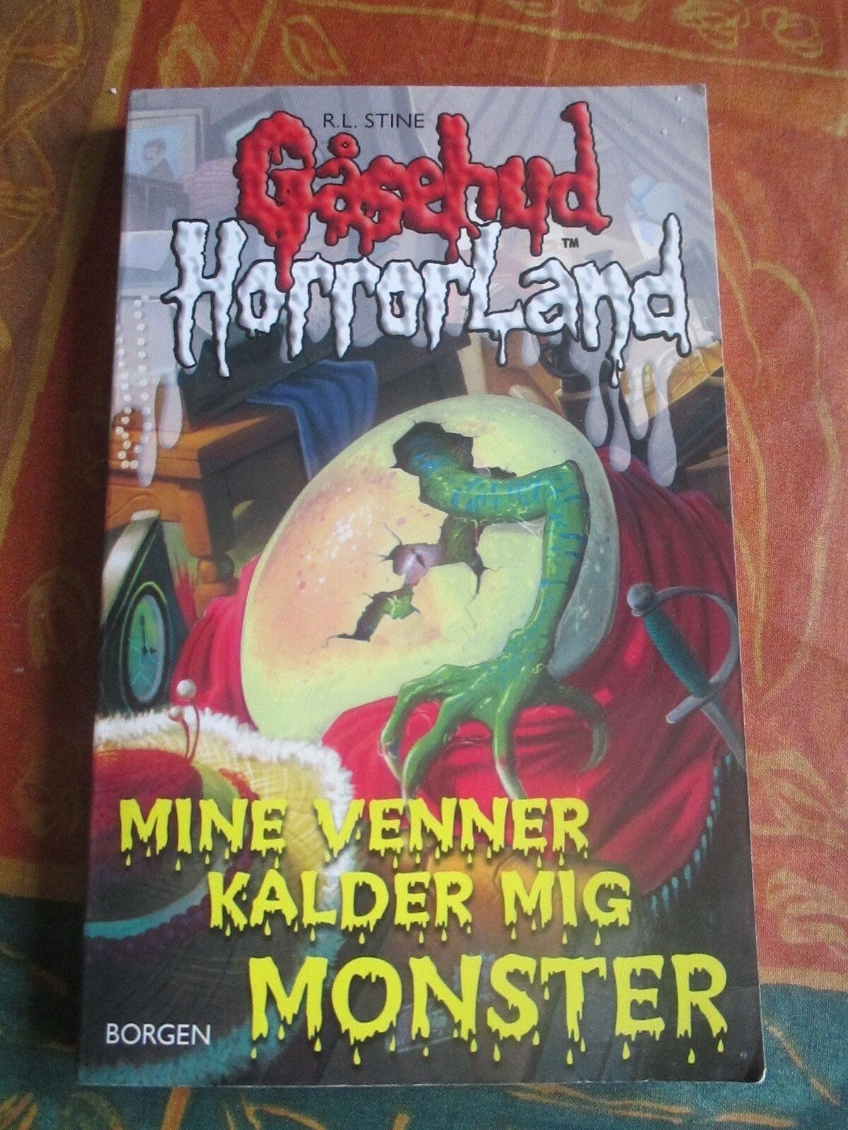 Mine venner kalder mig Monster - Gåsehud Horrorlan, R L Stine, genre ...