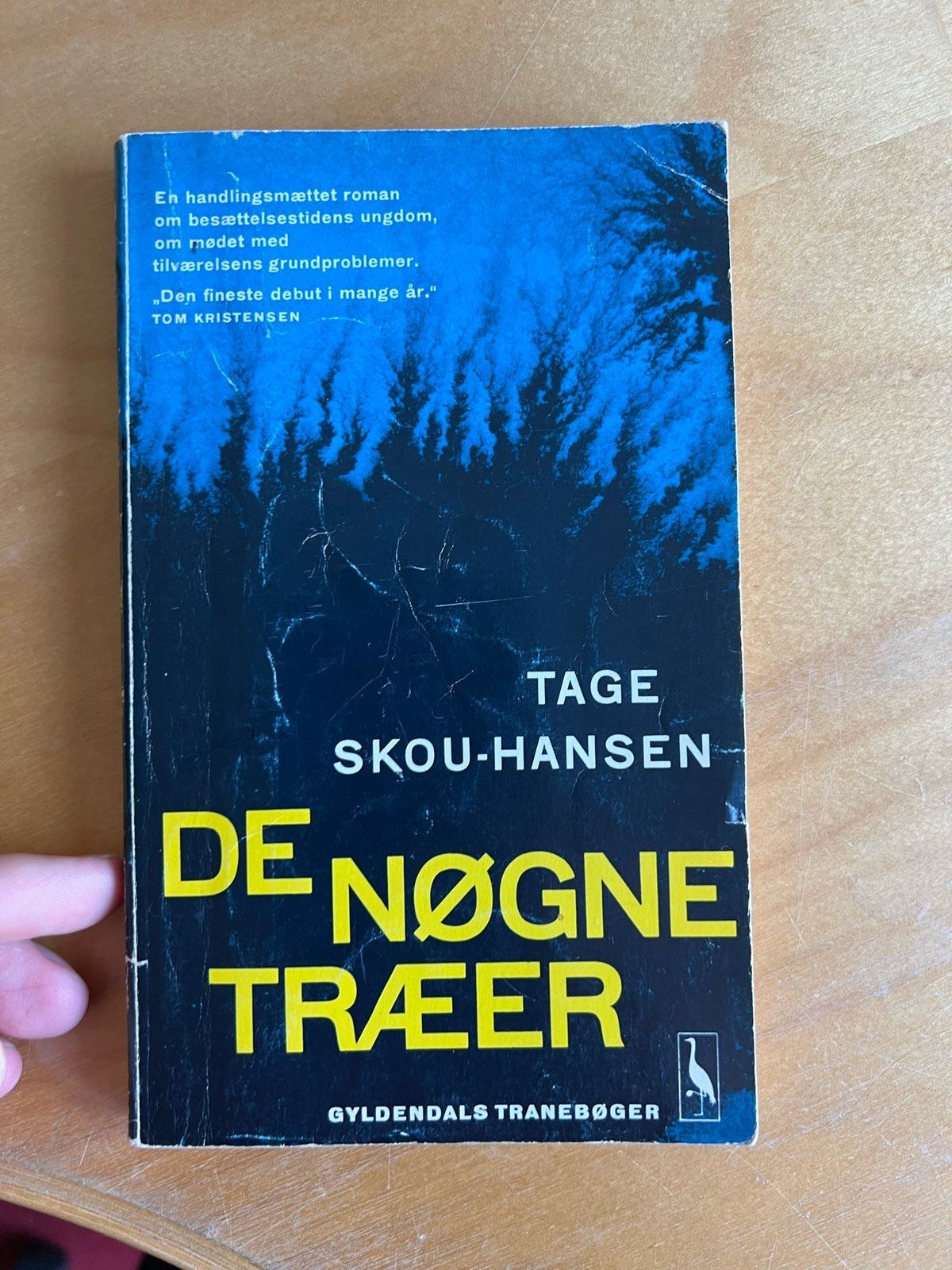 De nøgne træer, Tage Skou Hansen, genre: roman | DBA