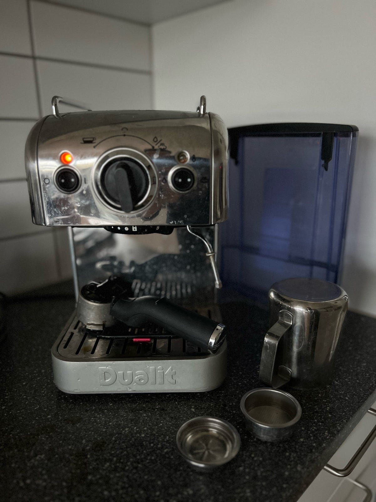 Kaffemaskinr, Dualit | DBA