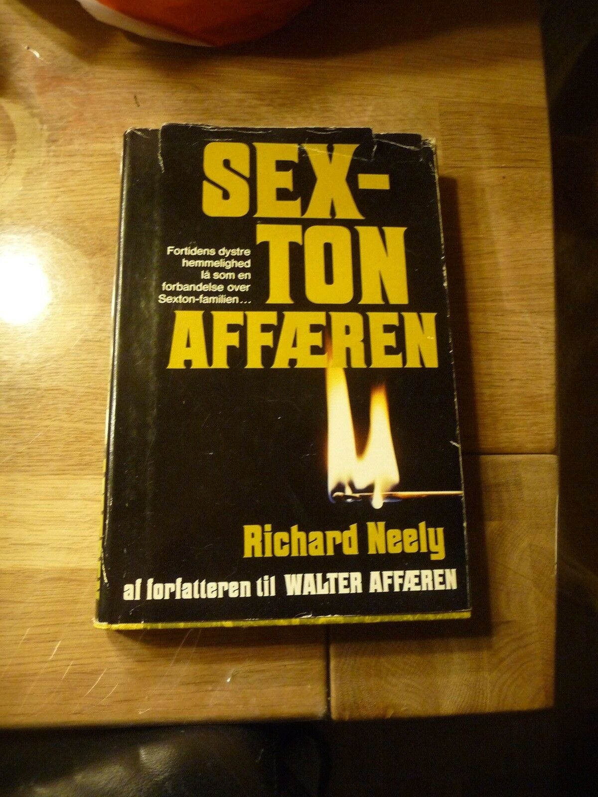 Sexton Affæren, Richard Neely, genre: roman | DBA