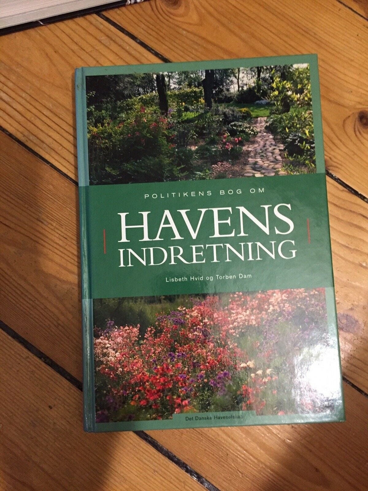 Politikens bog om Havens indretning, Lisbeth Hvid og Torben Dam, emne ...
