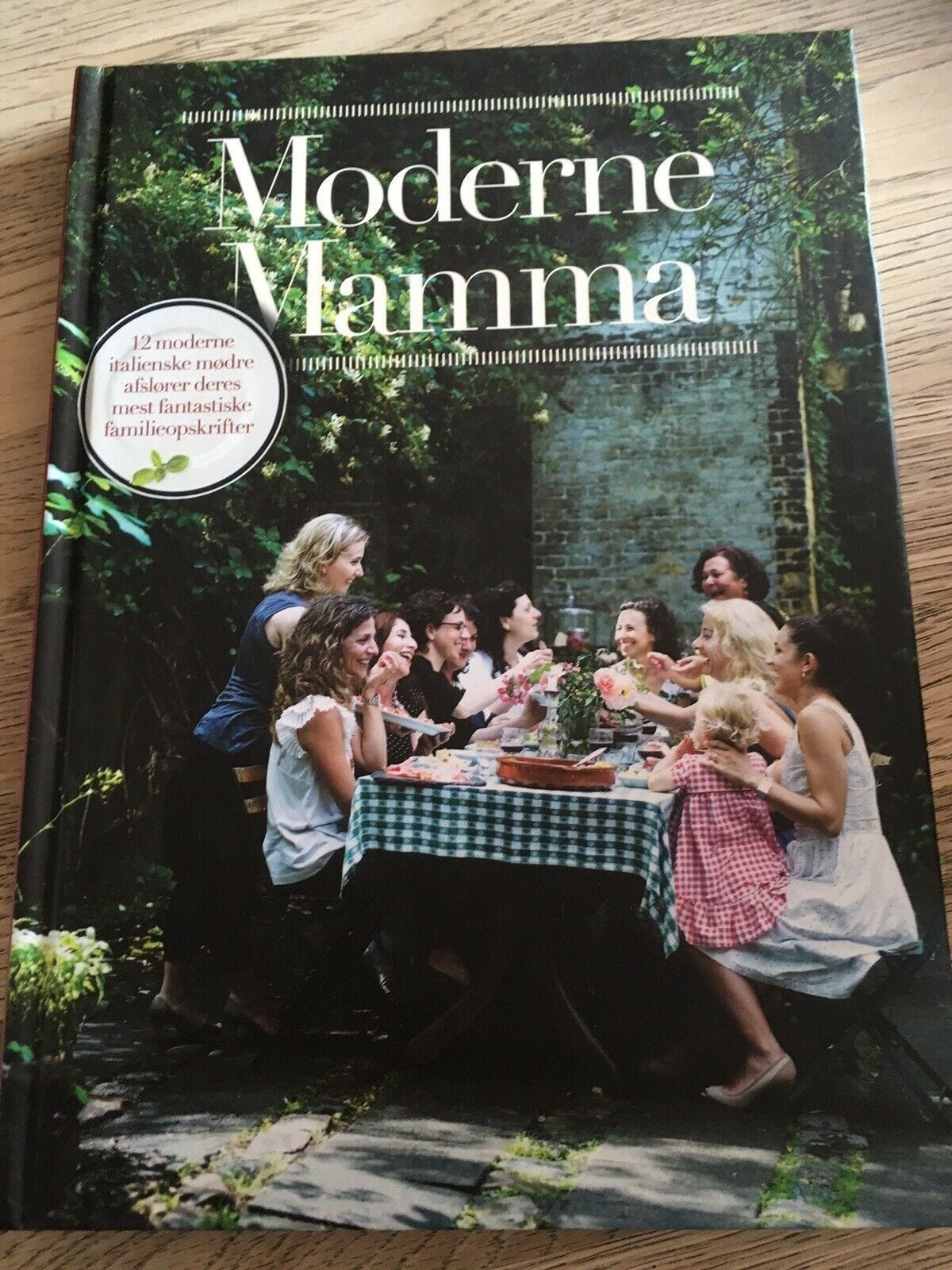Moderne Mamma, emne: mad og vin | DBA