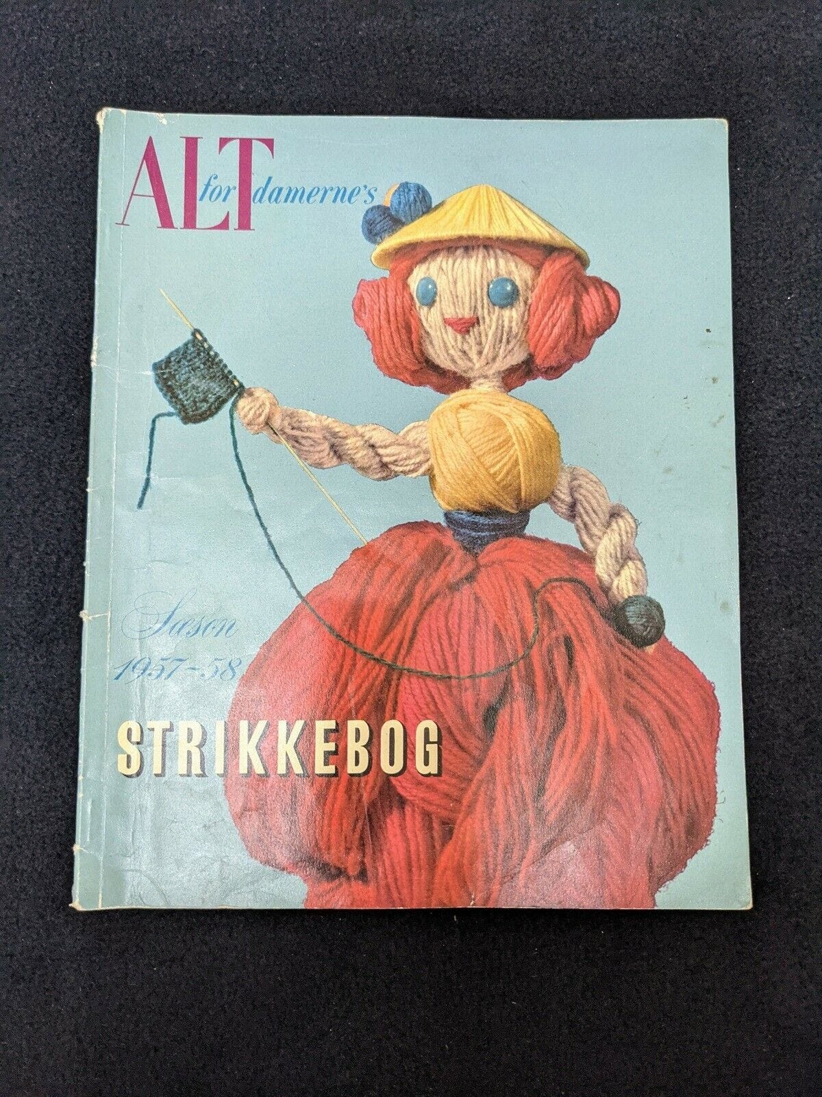 Alt for Damernes Strikkebog, Sæson 1957-58, Redaktionen m.fl. | DBA