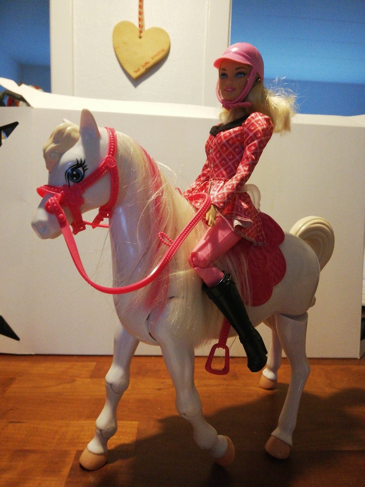 Barbie, Hest og dukke | DBA