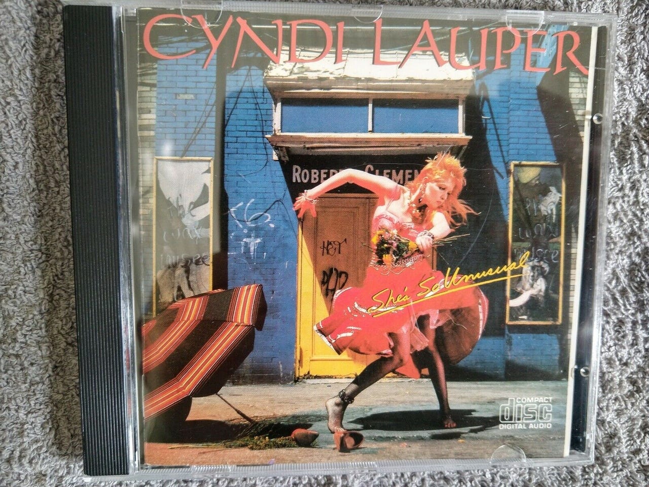 Cyndi Lauper: She's So Unusual, rock | DBA