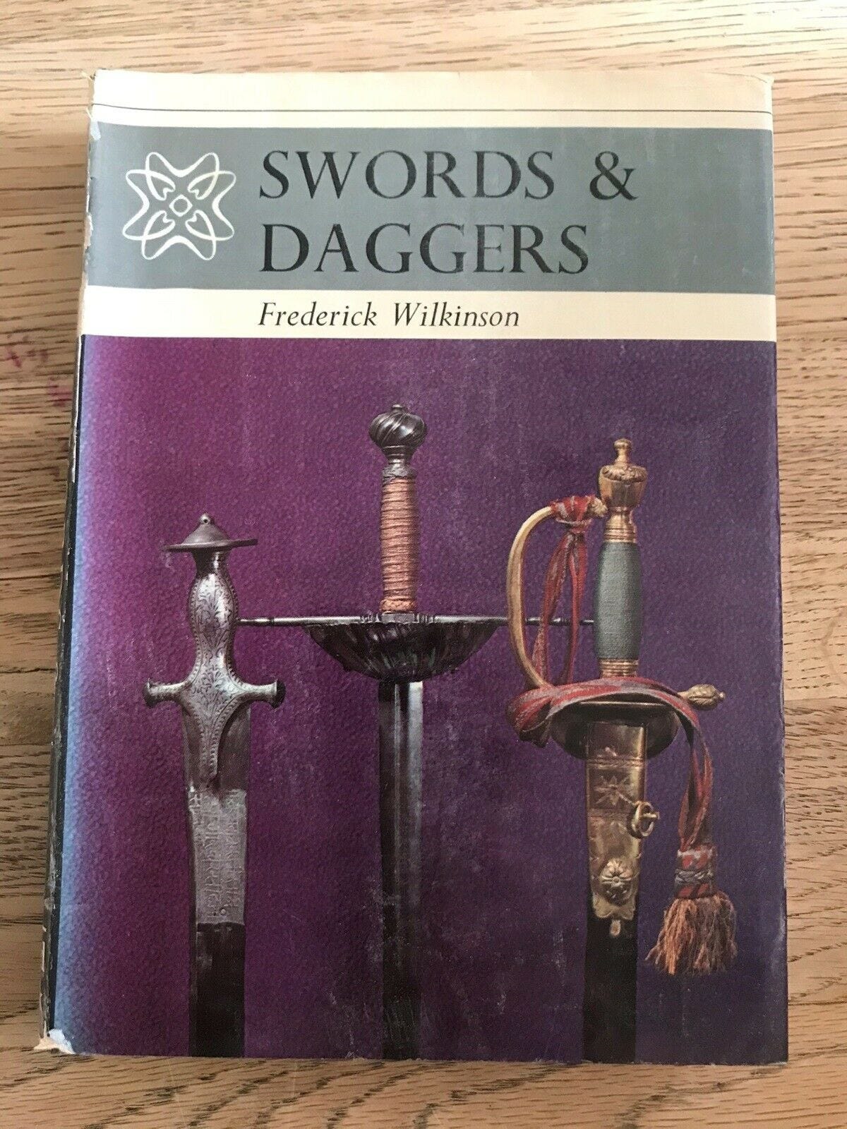 Swords & Daggers, Frederick Wilkinson, emne: historie og samfund | DBA