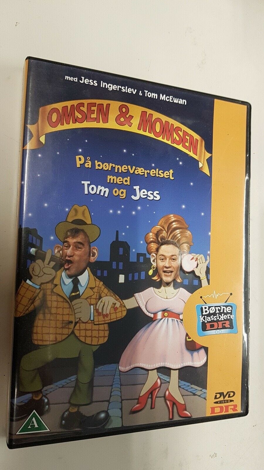 Omsen & momsen, instruktør Hans Kragh-Jacobsen, DVD | DBA