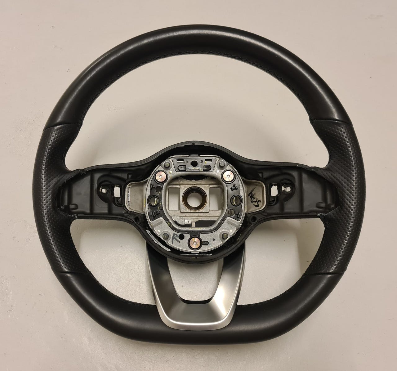 Rat, Mercedes Benz | DBA