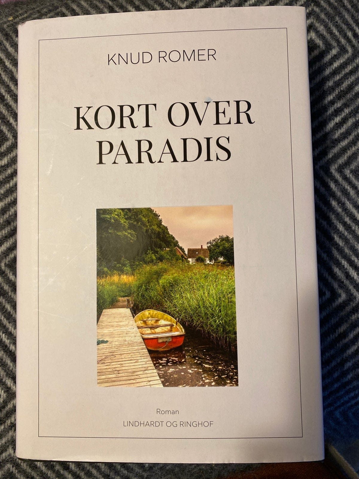 Kort over Paradis - roman, Knud Romer, genre: roman | DBA
