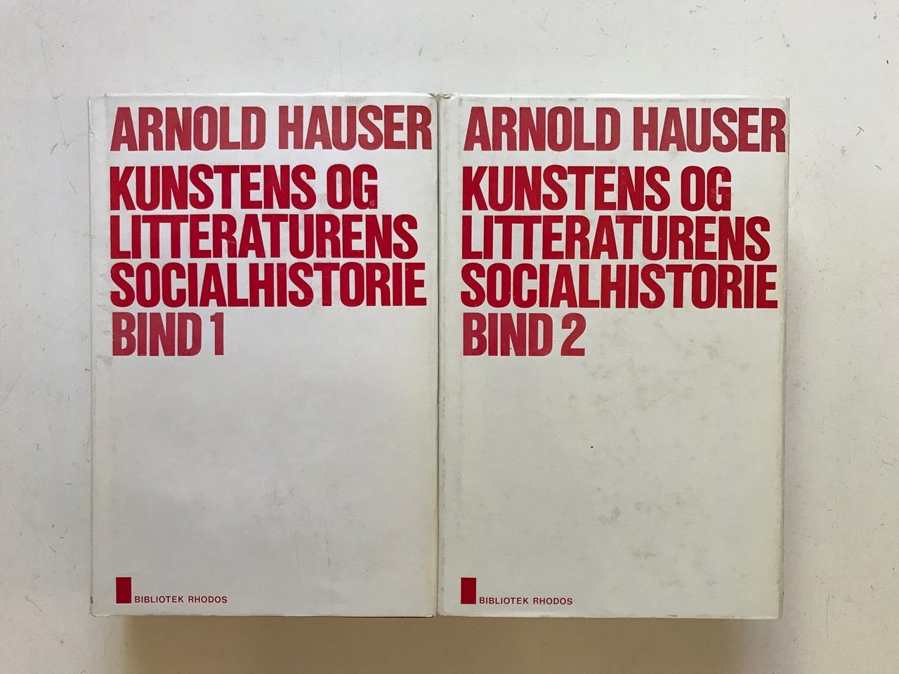 Kunstens og litteraturens socialhistorie, Arnold Hauser, emne: historie ...