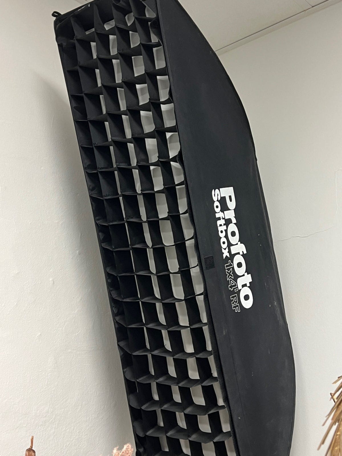 Profoto soft box 1x4 med speed ring og soft grid, Profoto, 1x4 soft box ...