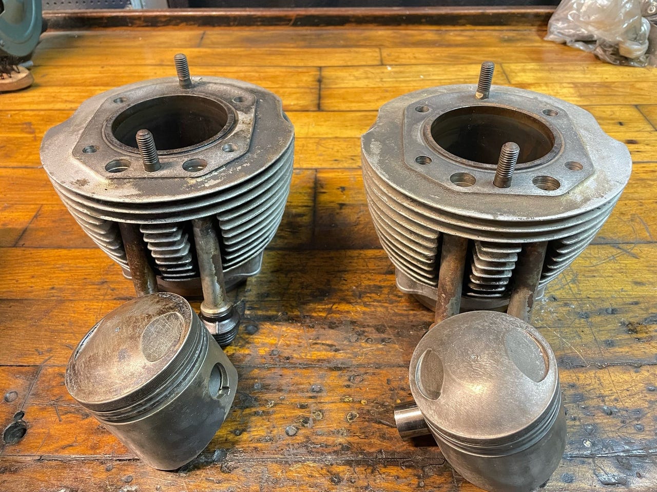 BMW R75/5 R75/6 årg. 1972: Cylinder og stempler | DBA