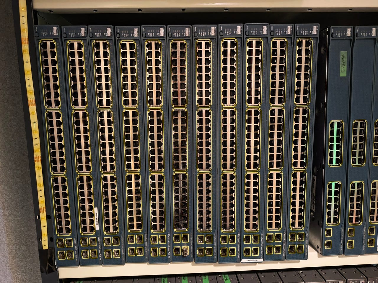 Switch, Cisco Catalyst 3560 48 10/100 PoE + 4 SFP | DBA