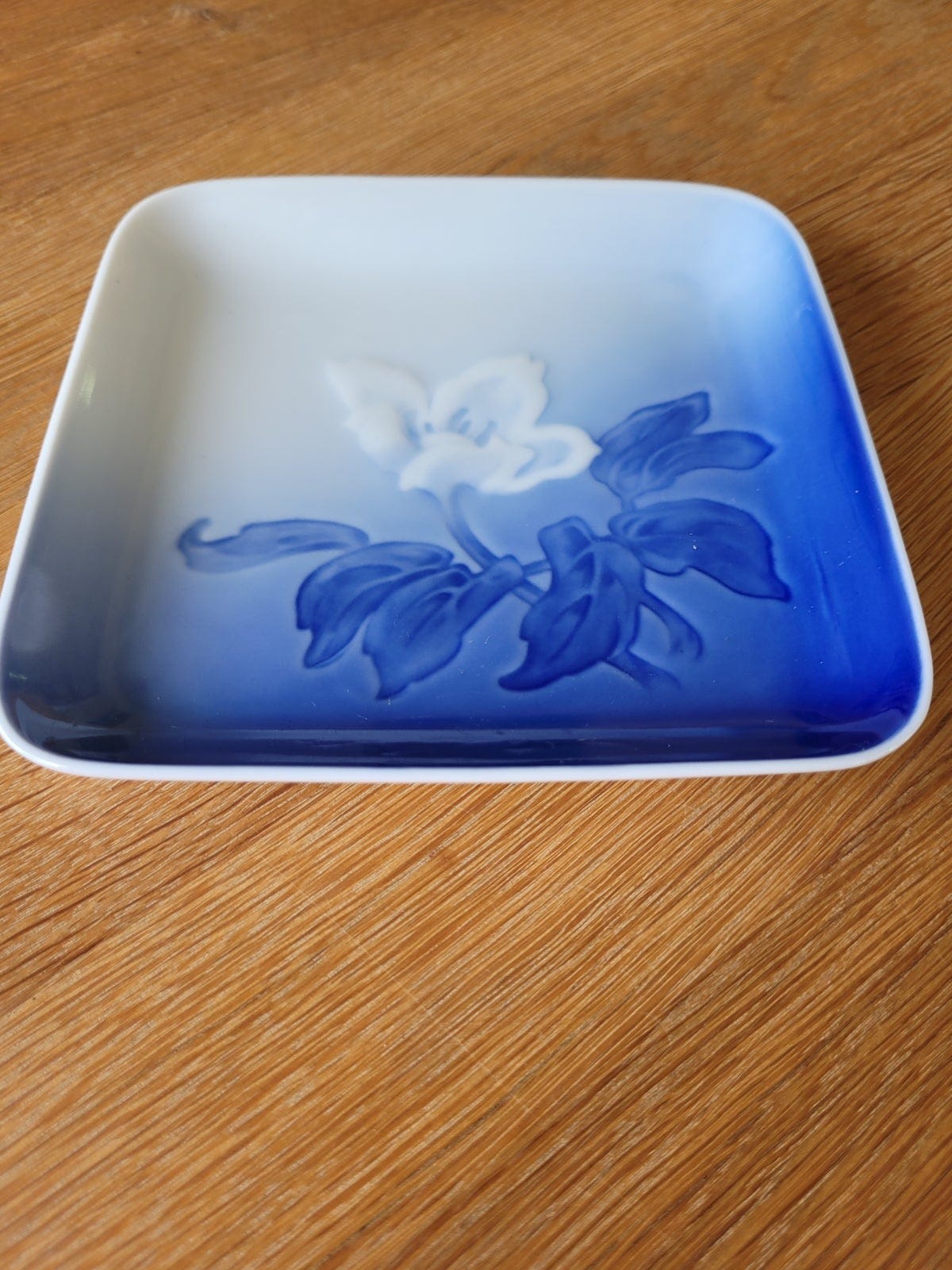 Porcelæn, Asiet, Julerose | DBA