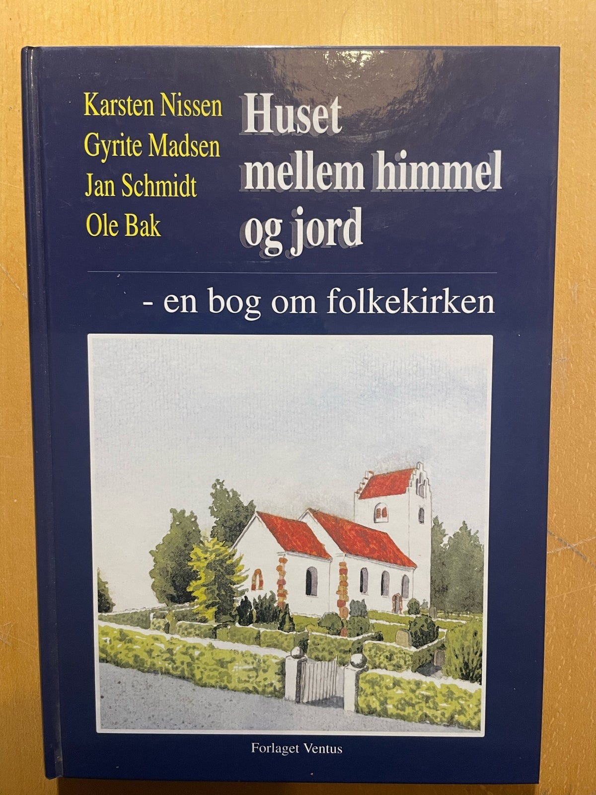 Huset mellem himmel og jord, Karsten Nissen m.fl., emne: religion | DBA
