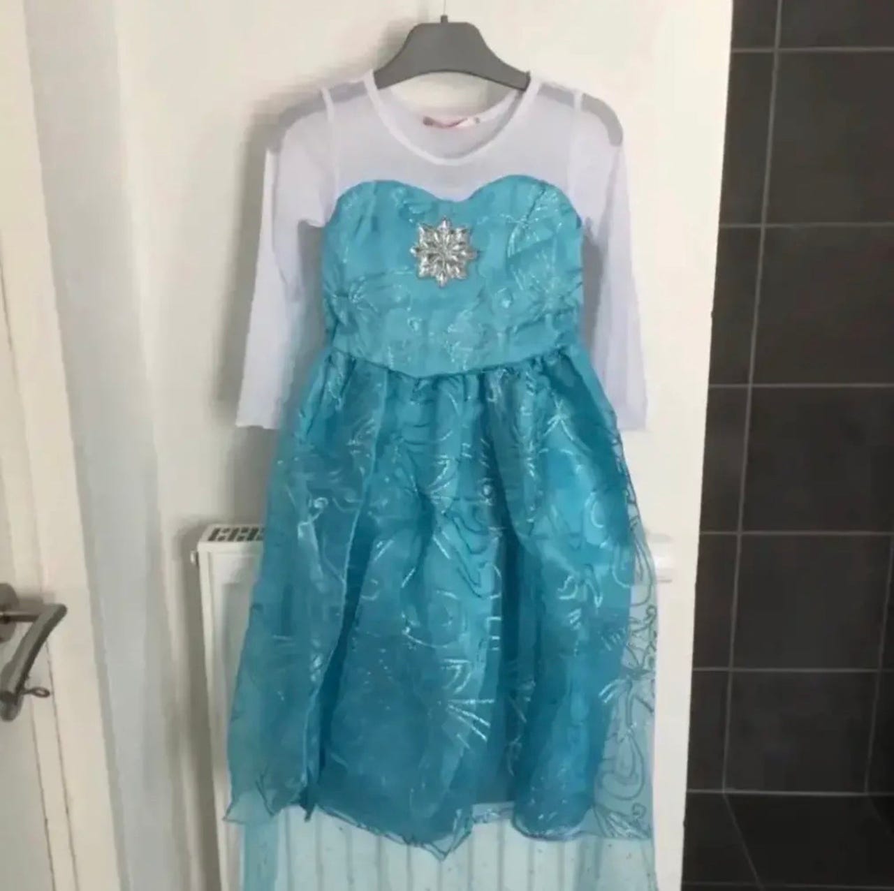 Kjole, Frost kjole med slør / slæb str. 92 med Elsa kjole, Elsa kjole ...