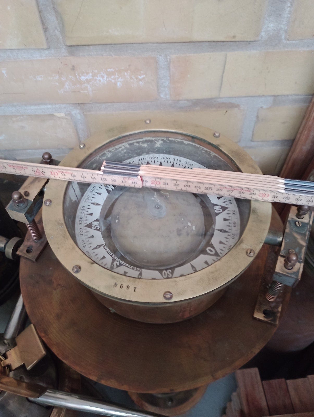 Gl norsk kompas. | DBA