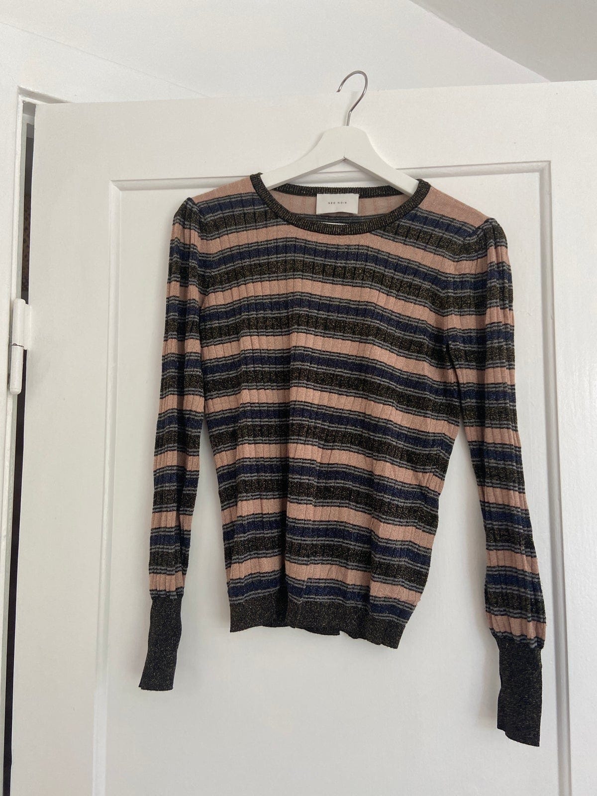 Bluse, Neo noir, str. 38 | DBA