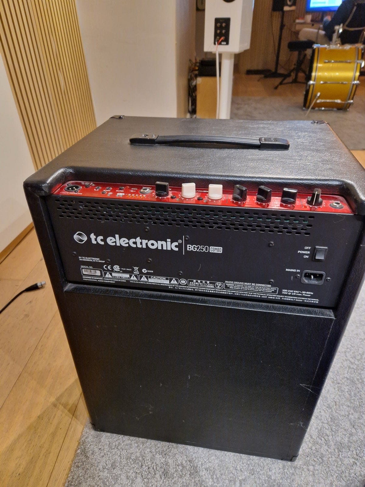 Basforstærker, TC Electronic BG 250 combo | DBA