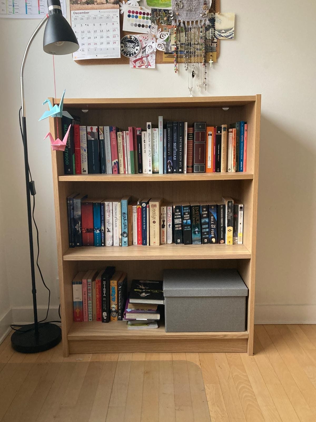 Reol, IKEA, b: 80 d: 28 h: 106 | DBA