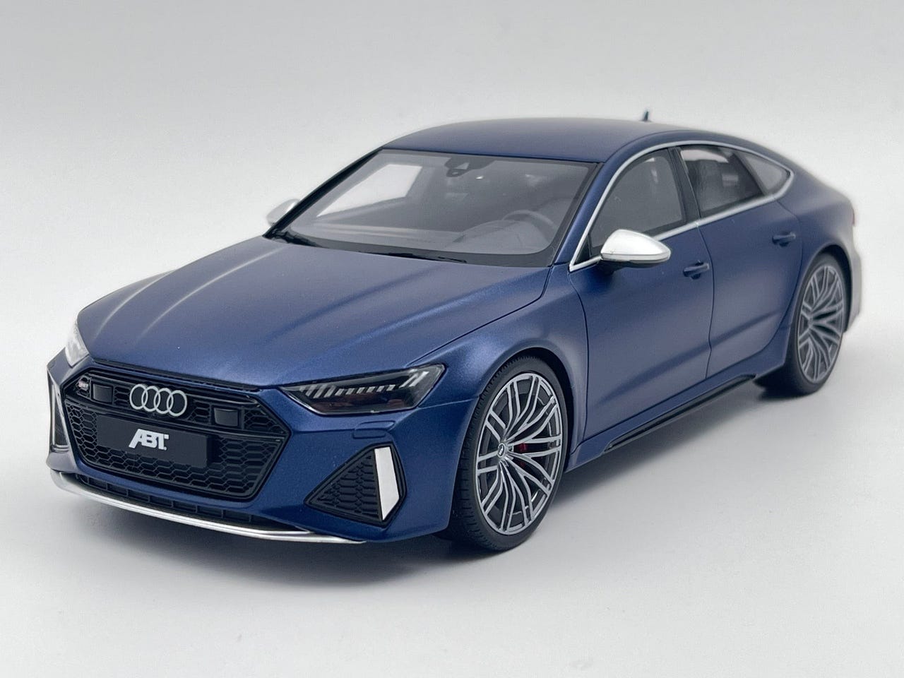 Modelbil, 2021 Audi RS7 ABT, skala 1:18 | DBA