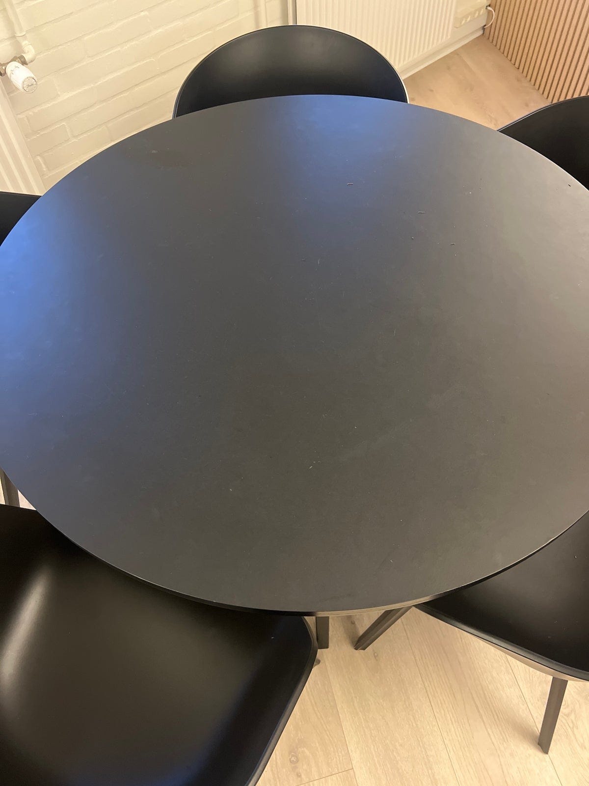 Hay, bord, Loop Stand Round Table | DBA