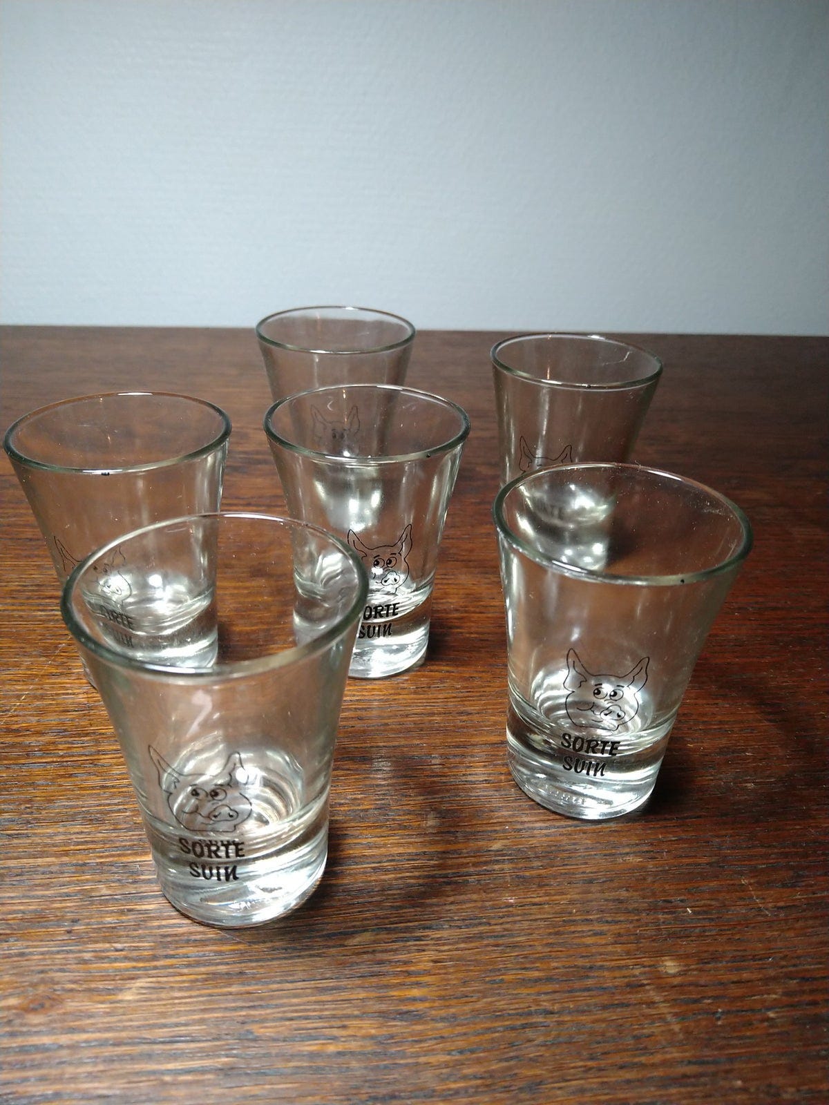 Glas, Shotglas, Sorte Svin | DBA