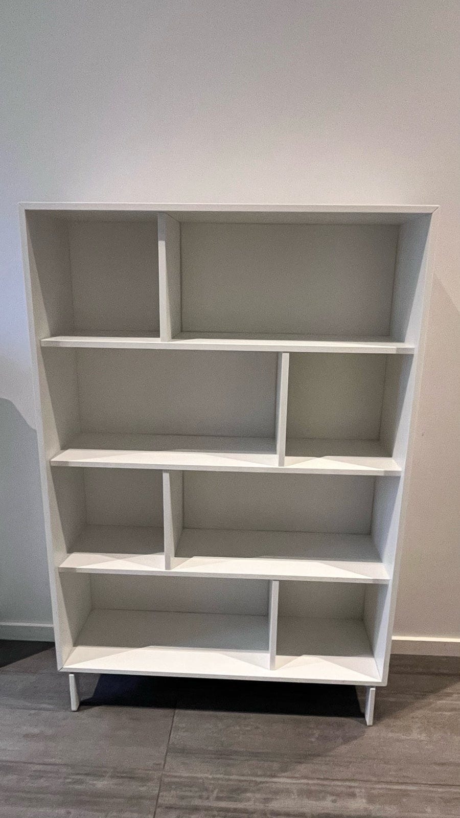 Reol, Ikea, b: 100 d: 30 h: 150 | DBA