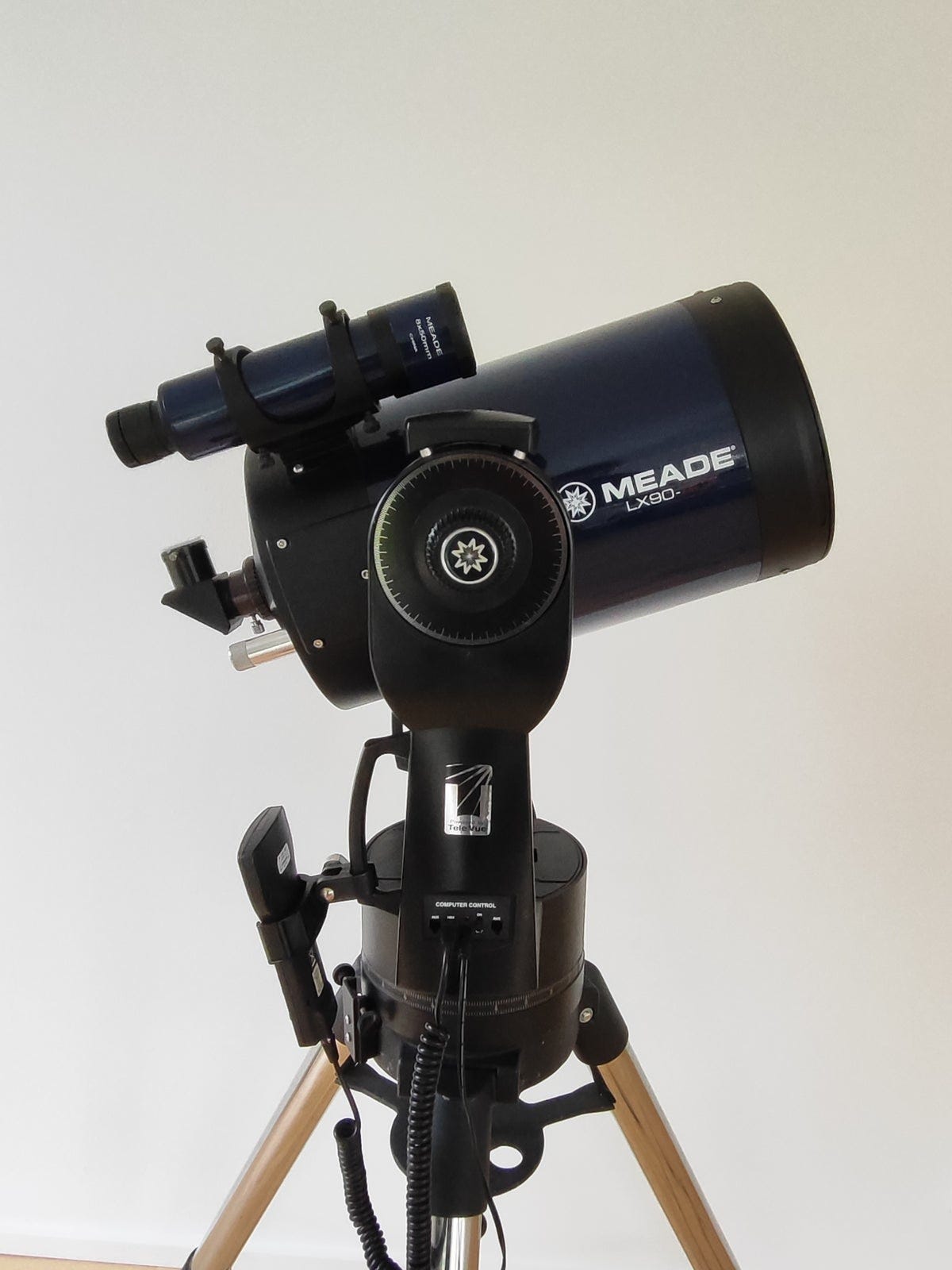 Stjernekikkert Meade LX90 8'' Schmidt-Cassegrain GoTo, ACF, GPS, UHTC | DBA