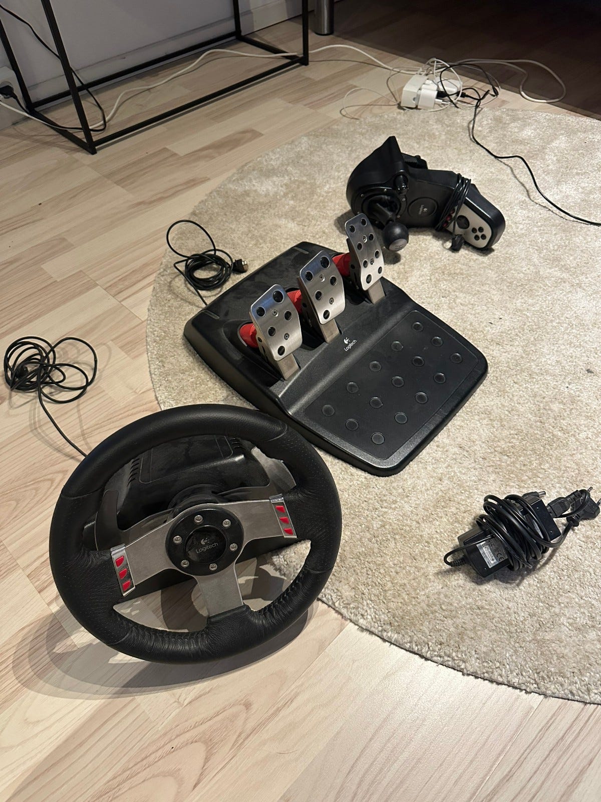 Logitech rat og pedaler | DBA