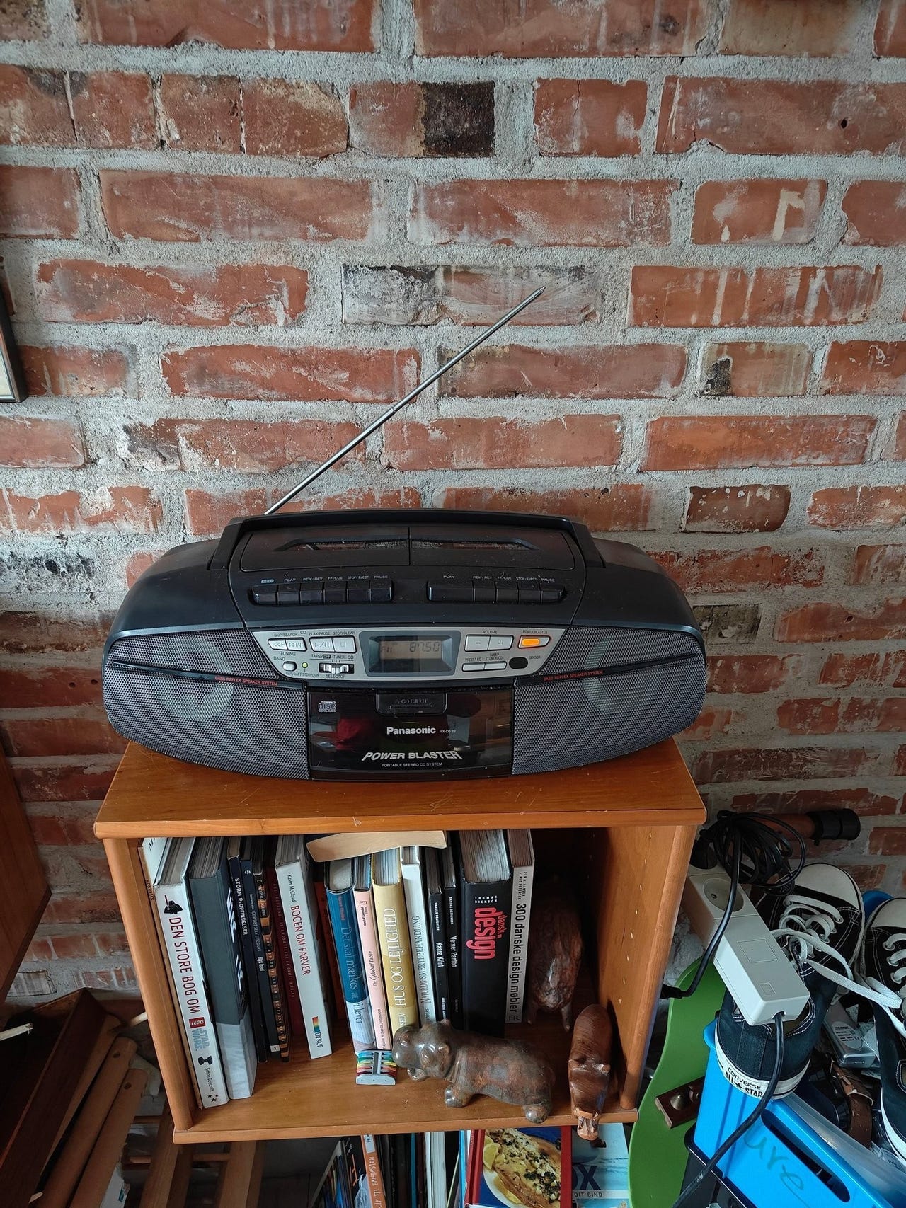 Panasonic RX-DT39 Power Blaster – Retro Portable Stereo CD System | DBA