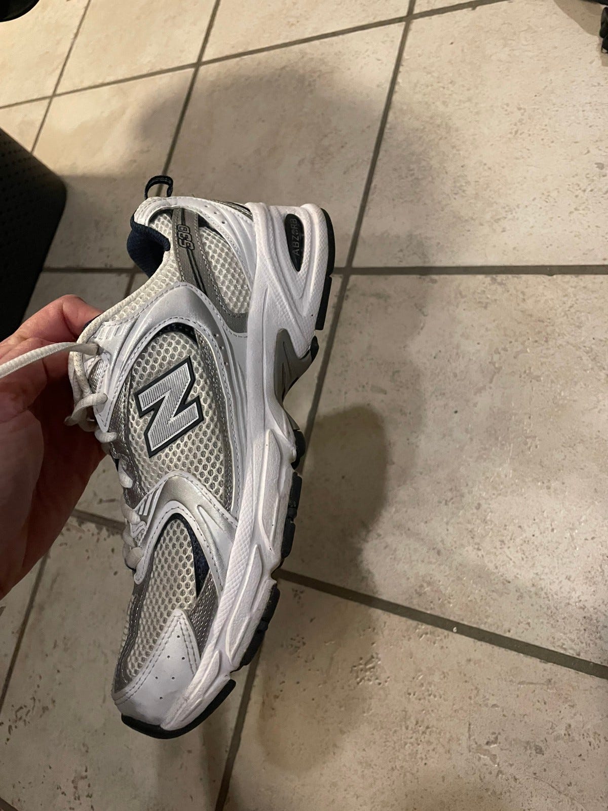 New balance sneakers | DBA