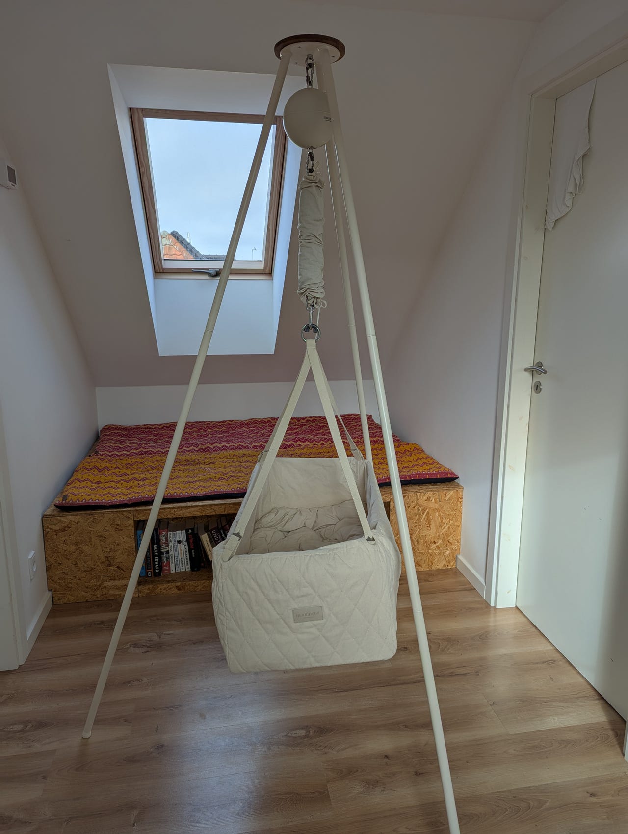 Moonboon Vugge | DBA