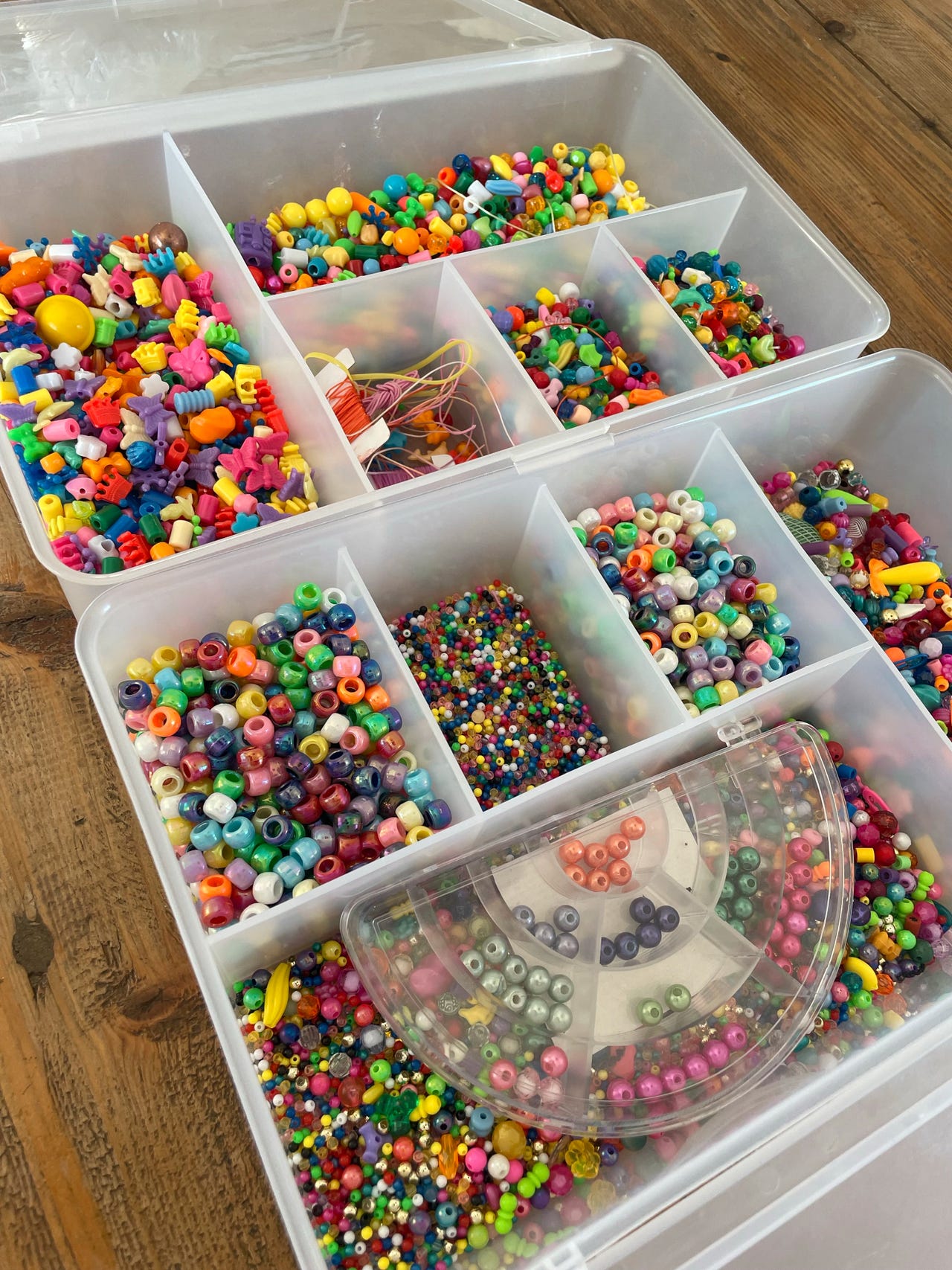 Perler i alle farver | DBA