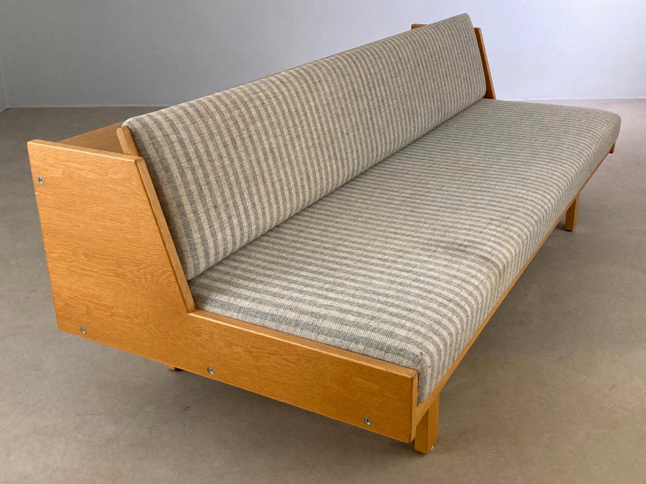 Hans J. Wegner sovesofa sofa Getama GE-258 i egetræ | DBA