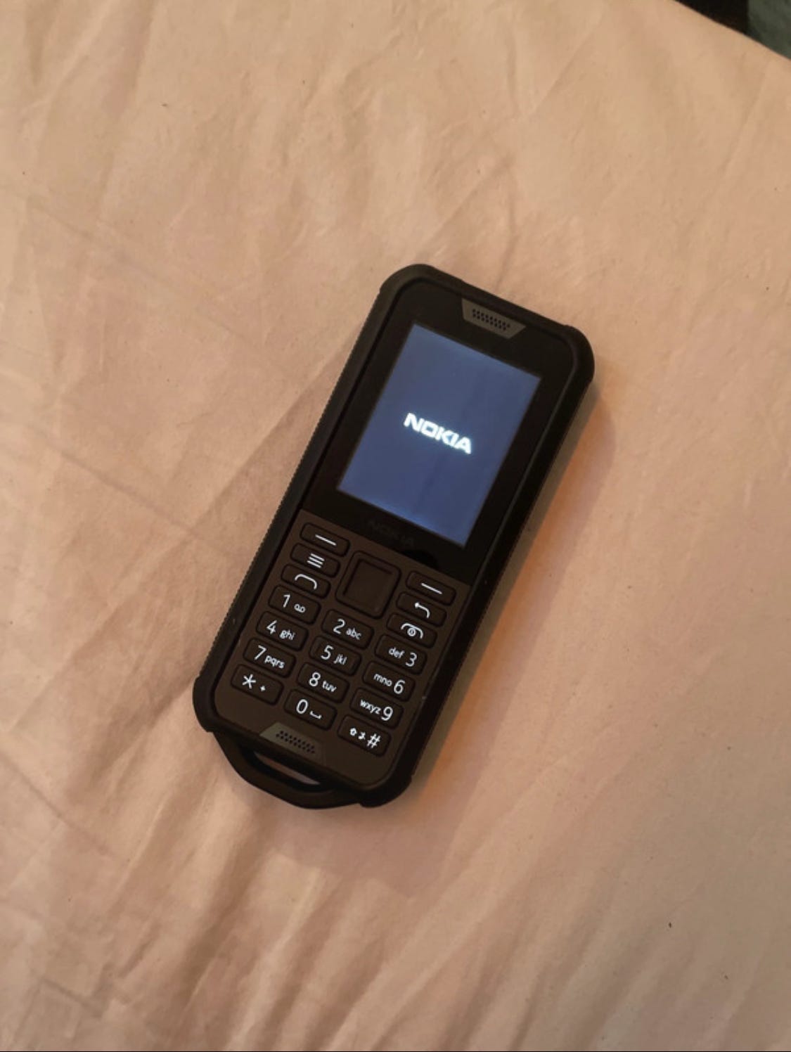 Nokia 800 Tough Mobiltelefon | DBA