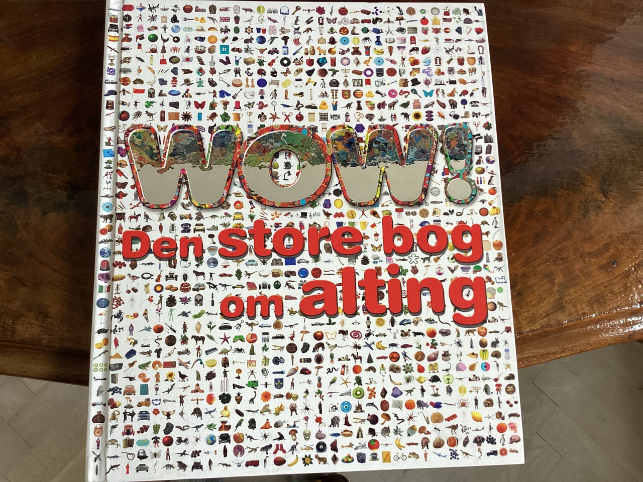 WOW Den Store Bog Om Alting | DBA