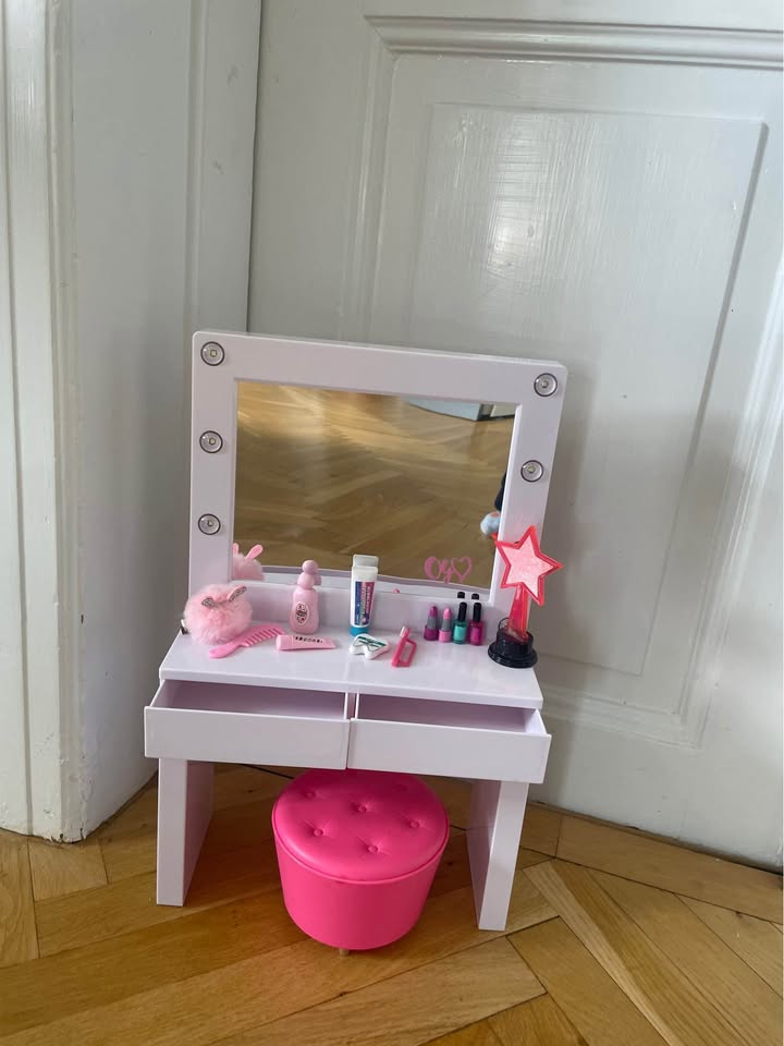 Our generation vanity set | DBA