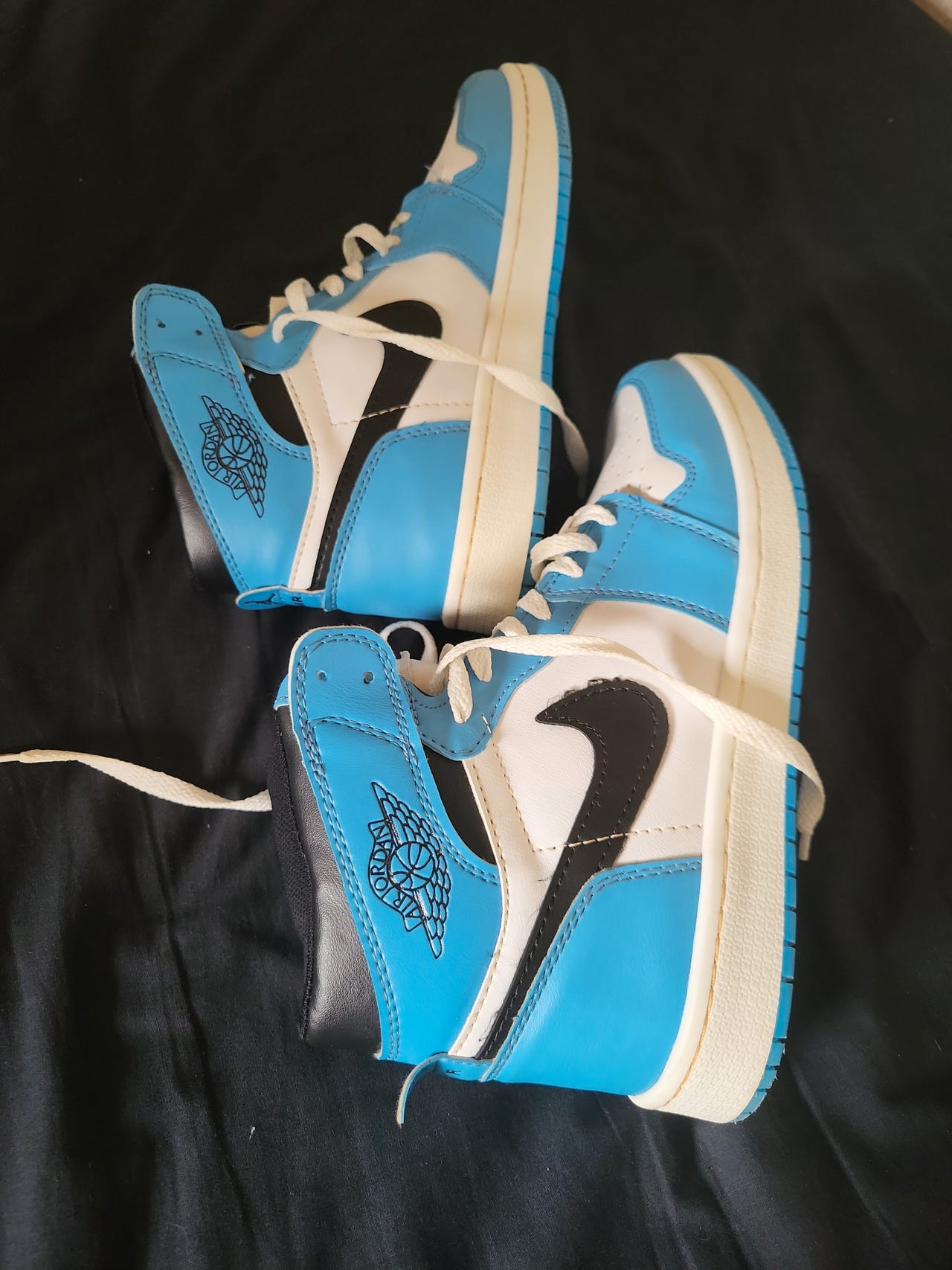 Blå Air Jordan sneakers | DBA