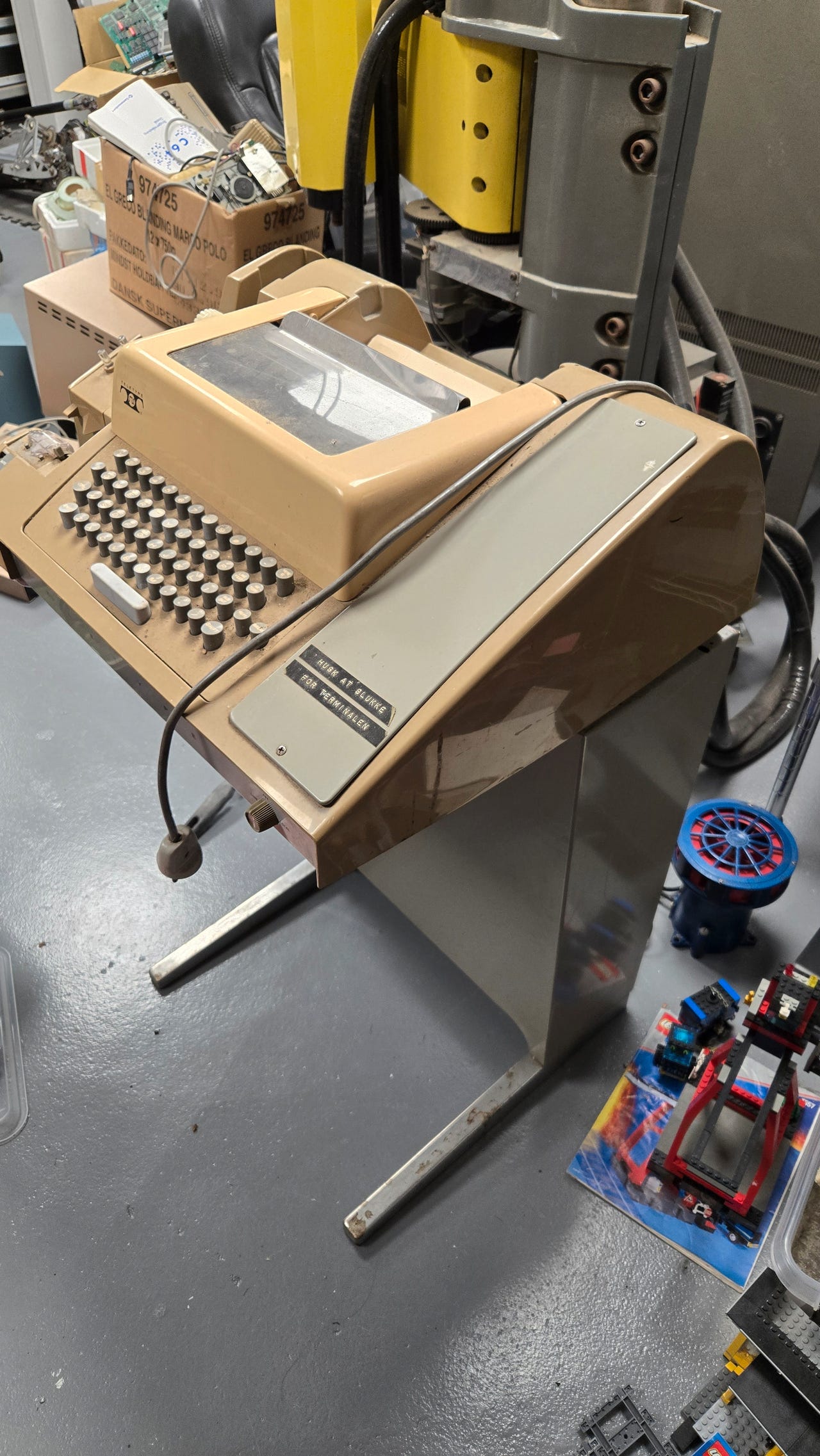 Teletype terminal antik | DBA